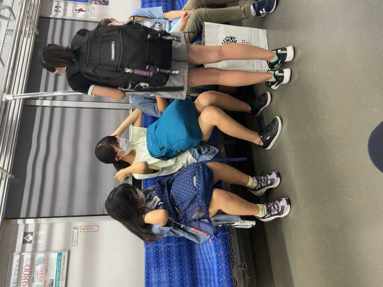 街撮りjs 1914746 335 1