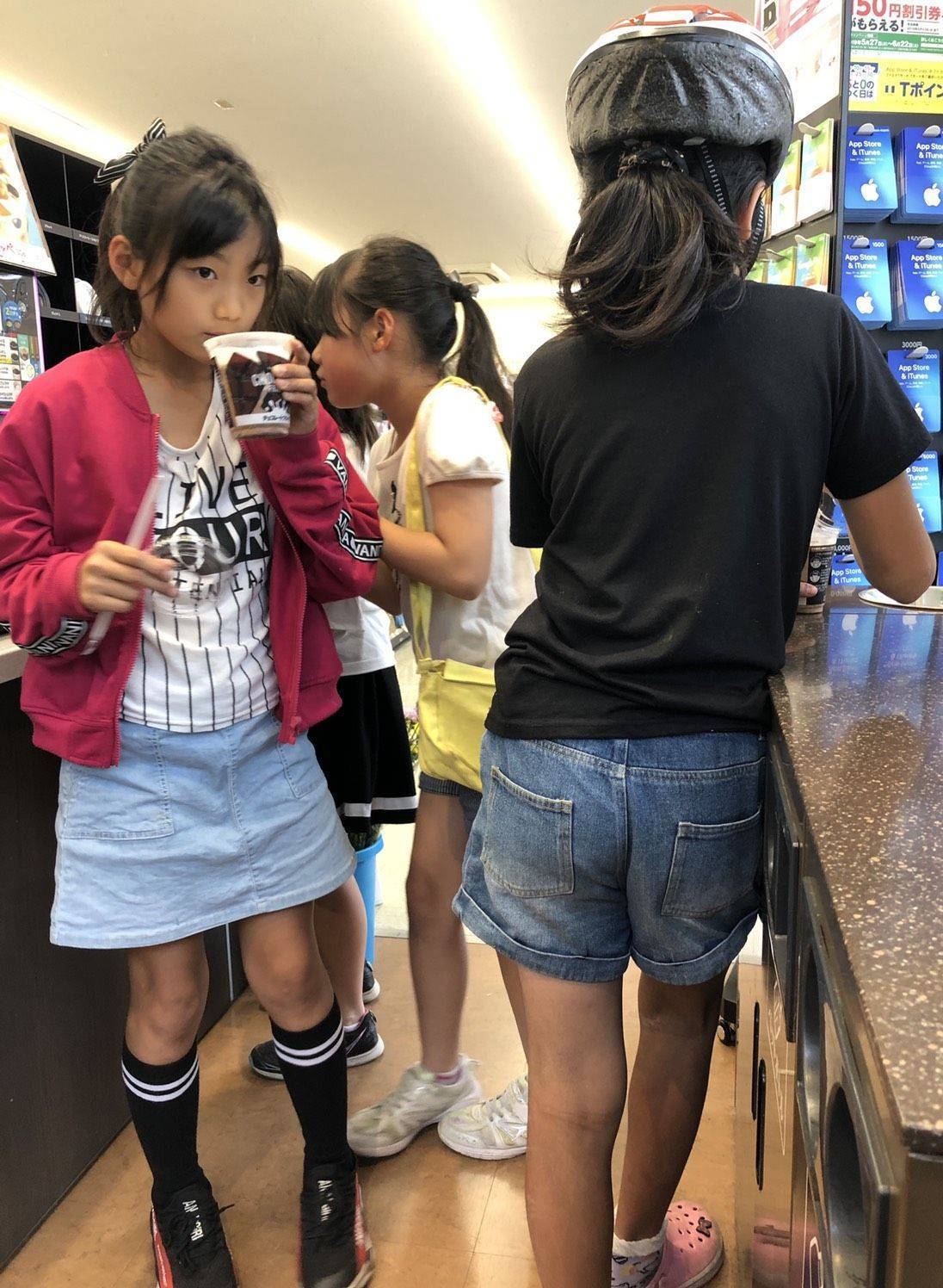 街撮りjs 1914746 949 1